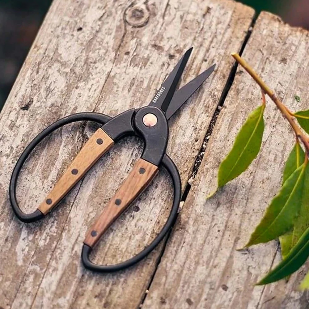 Garden Scissors In A Bamboo Bag - Stay Safe When Not In Use