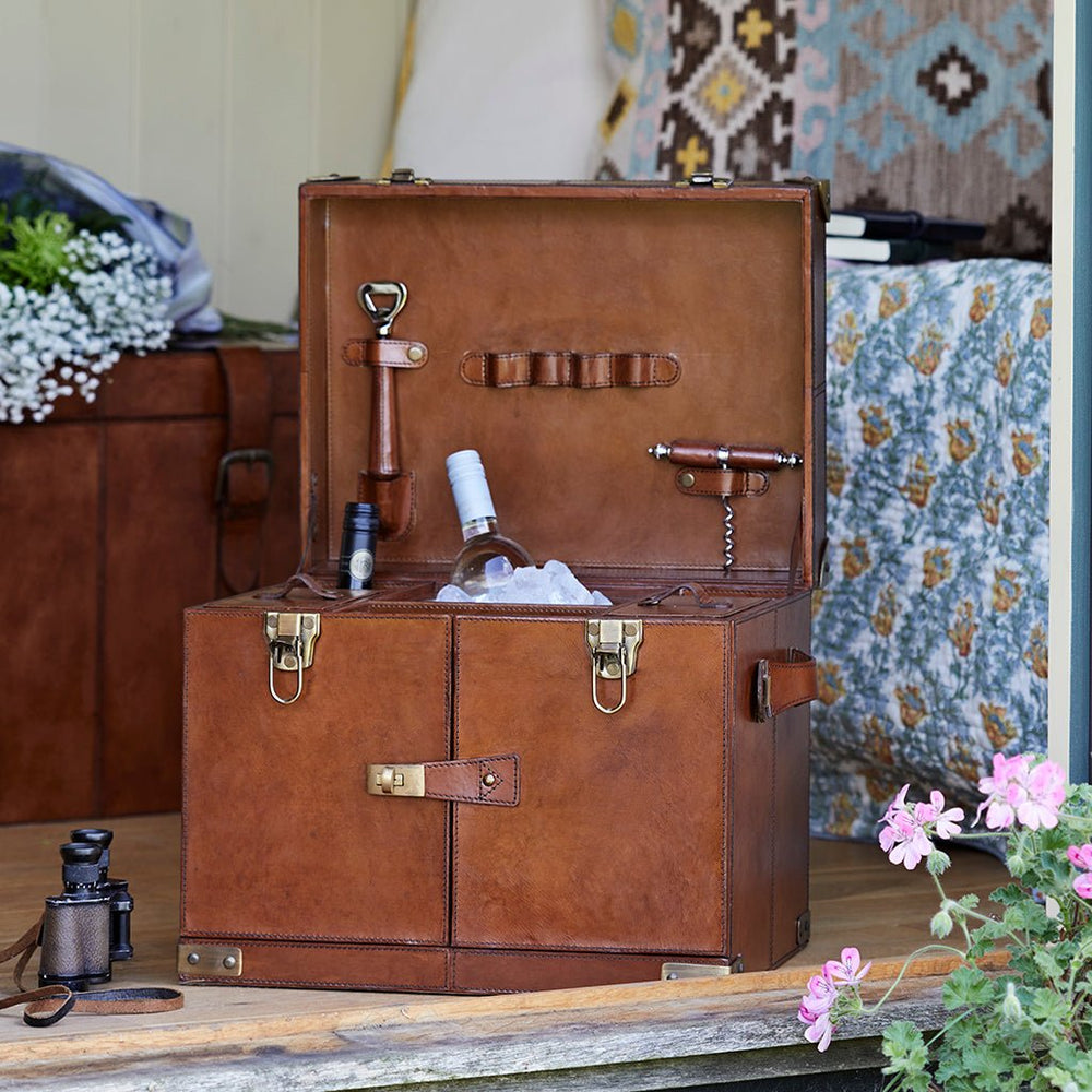 Drinks Cases - For picnics, country sports and outdoor events- a ...